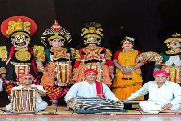 Dance of Karnataka Archives - Sam India Tour